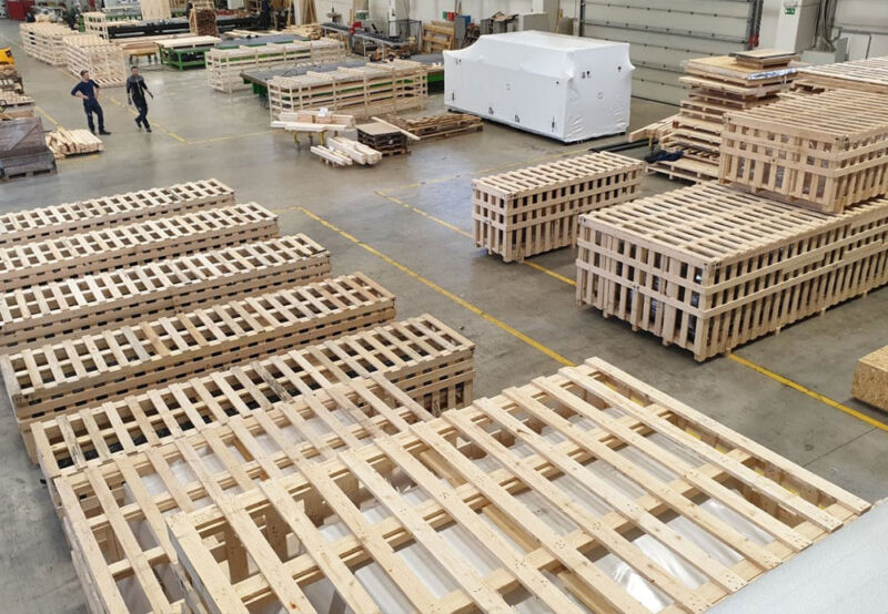 Wooden cages - customized solutions - industrial packaging Transpack